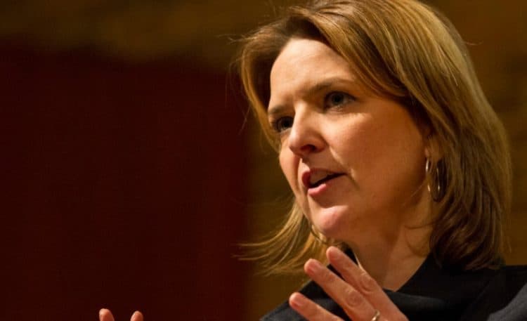 10 Things You Didn't Know about Christine Romans