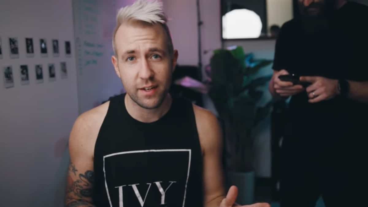 10 Things You Didn't Know about Jon Steingard